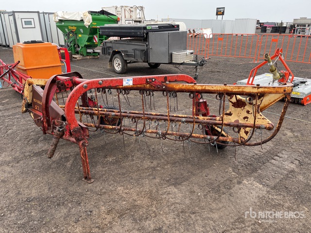 New Holland 57 3-Point Hay Rake | Ritchie Bros. Auctioneers
