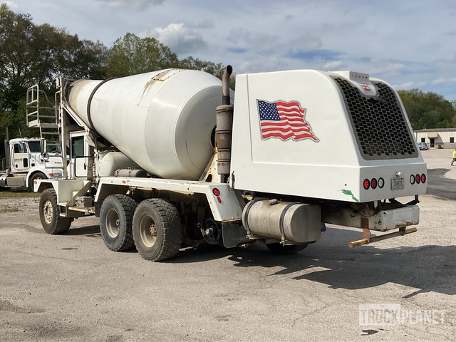 2017 Terex FD4000 8x8 Front Discharge Mixer Truck in Paris, Kentucky ...