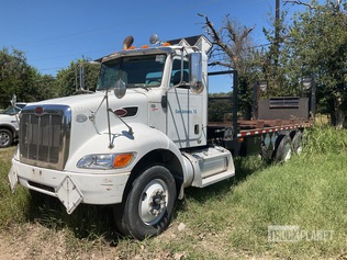2009 Peterbilt 340 6x4 Flatbed Truck in Boerne, Texas, United States ...