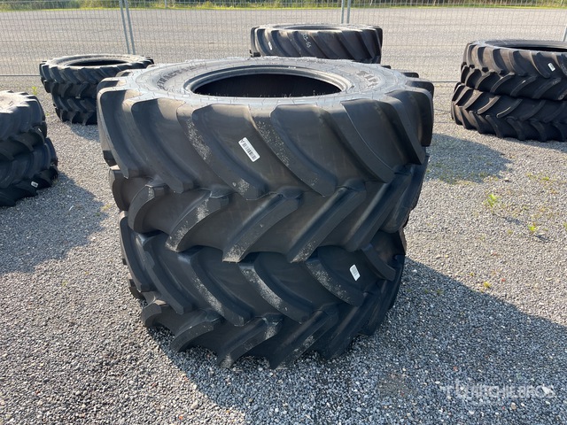 Quantity of (2) Firestone 600/70R28 MAXTRAC TL 157D154E Tires | Ritchie ...