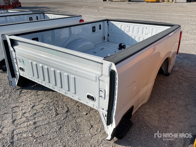 Ford Pickup Truck Bed - Fits Truck | Ritchie Bros. Auctioneers