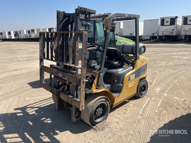 2016 Cat GP30N 4900 lb Pneumatic Tire Forklift (Inoperable) | Ritchie ...