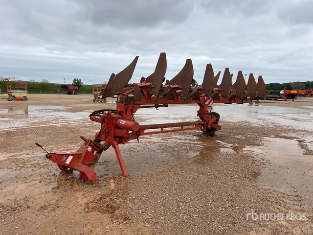 1989 Gregoire Besson SPG616 160 3-Point 7 Bottom Charrue 7 Corps ...