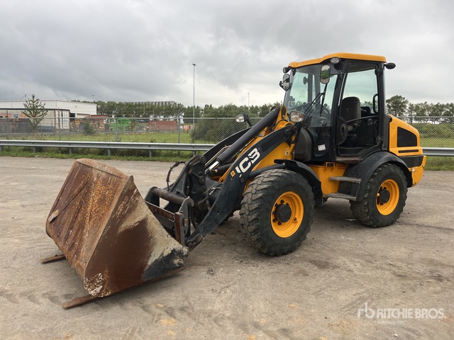 JCB 409 Wheel Loader | Ritchie Bros. Auctioneers