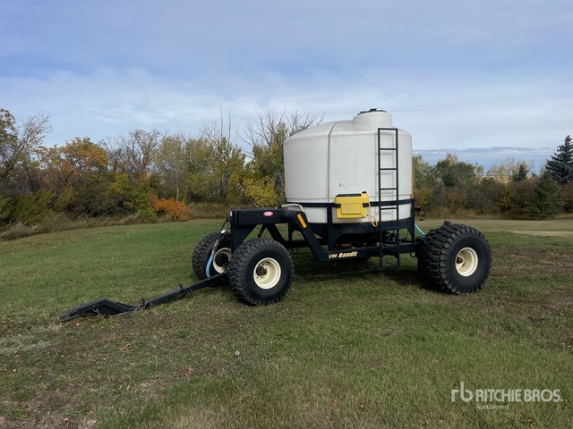 Bandit 1700 1700 gal Tow-Behind Liquid Fertilizer Cart | Ritchie Bros ...