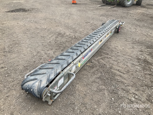 2016 Mace Shifta Material Hoist | Ritchie Bros. Auctioneers