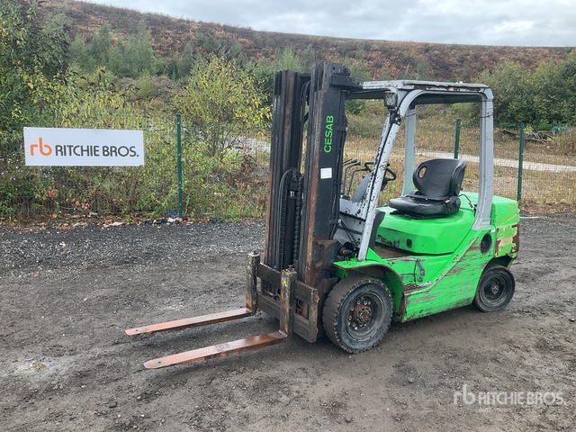 2015 Cesab M325D 2500 kg Pneumatic Tire Forklift | Ritchie Bros ...