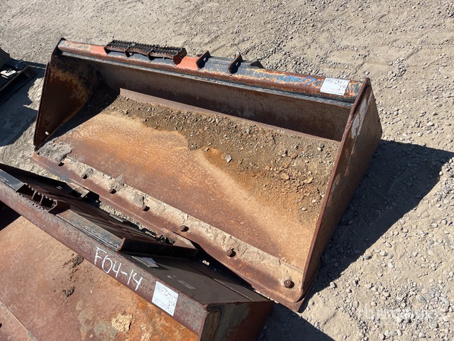 90 in Skid Steer Bucket | Ritchie Bros. Auctioneers