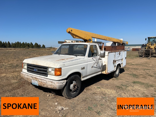 1987 Versalift Tel 28 DC 28 ft on 1988 Ford F-350 4x2 Bucket Truck ...