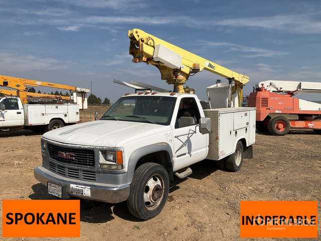 2004 Altec 30 ft on 1998 GMC 3500 4x2 Bucket Truck (Inoperable) | Ritchie Bros. Auctioneers