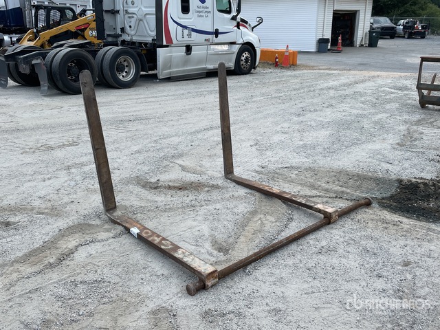 48 in Flip-Over Backhoe Forks | Ritchie Bros. Auctioneers