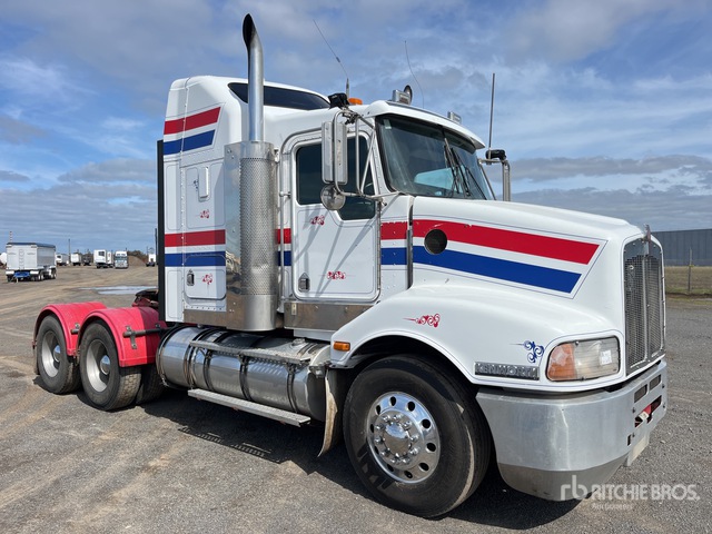 2010 Kenworth T402 6x4 Sleeper Prime Mover | Ritchie Bros. Auctioneers