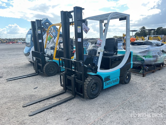 2024 Machpro MP-E2.0 4400 lb Electric Forklift | Ritchie Bros. Auctioneers