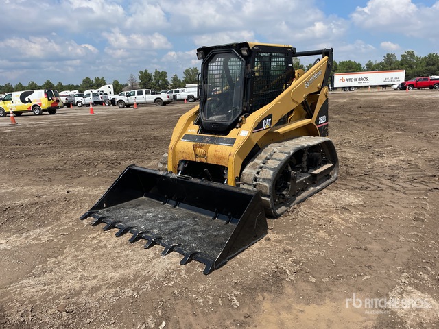 2005 Cat 262B Skid Steer Loader | Ritchie Bros. Auctioneers