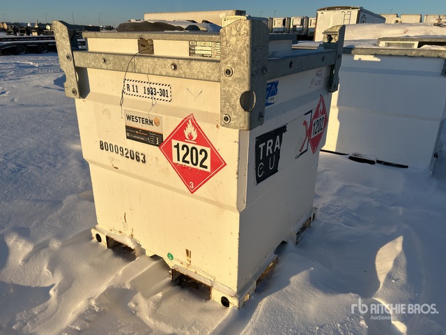 2015 Transcube 10TCG 1000 L Steel Fuel Tank | Ritchie Bros. Auctioneers