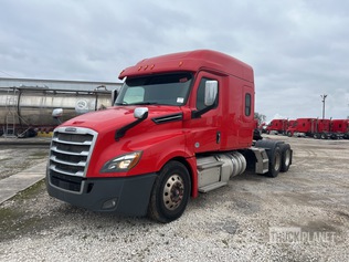 2019 Freightliner Cascadia 126 6x4 T/A Sleeper Truck Tractor in La ...
