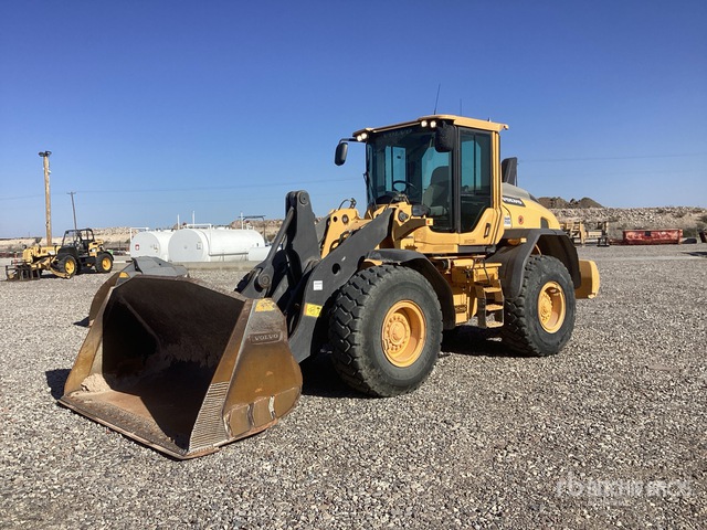 2016 Volvo L90H Wheel Loader | Ritchie Bros. Auctioneers