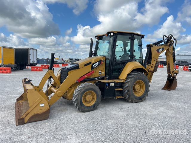 2020 Cat 420 F2 4x4 Backhoe Loader | Ritchie Bros. Auctioneers