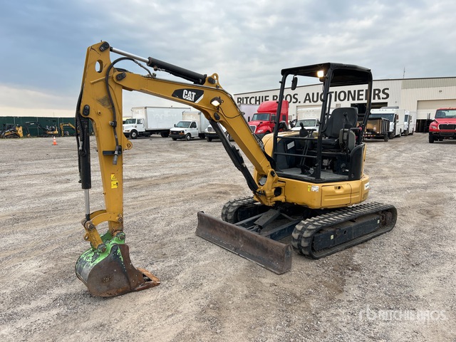 2015 Cat 303.5E2CR Mini Excavator | Ritchie Bros. Auctioneers