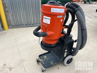 2017 Husqvarna S26 Electric Vacuum Cleaner in Huntsville, Texas, United ...