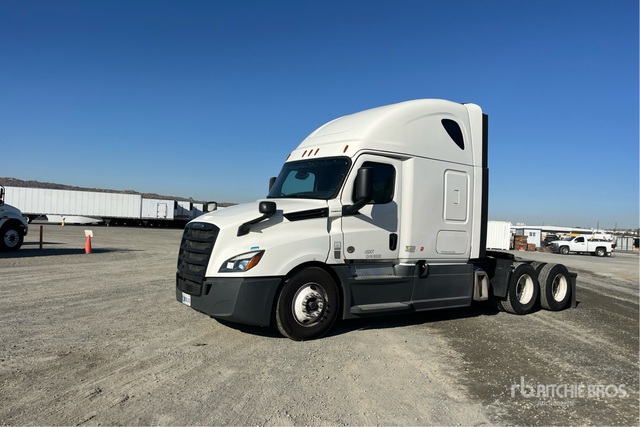 2020 Freightliner Cascadia 126 6x4 T/A Sleeper Truck Tractor | Ritchie ...