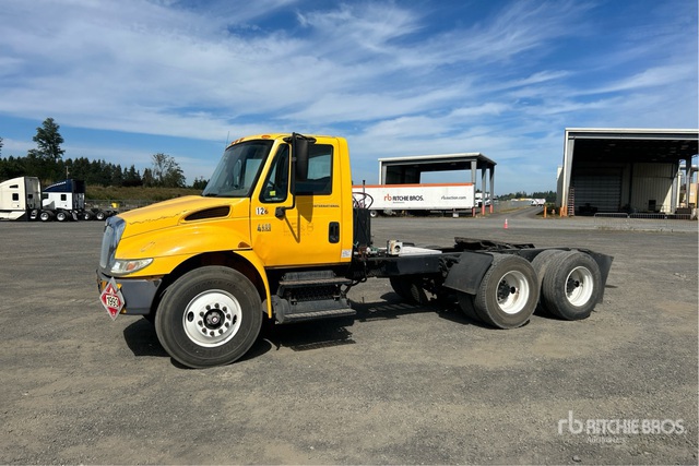 2005 International 4400 6x4 T/A Day Cab Truck Tractor | Ritchie Bros ...