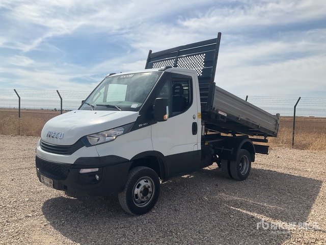 2019 Iveco 35C12 4x2 Dump Truck | Ritchie Bros. Auctioneers