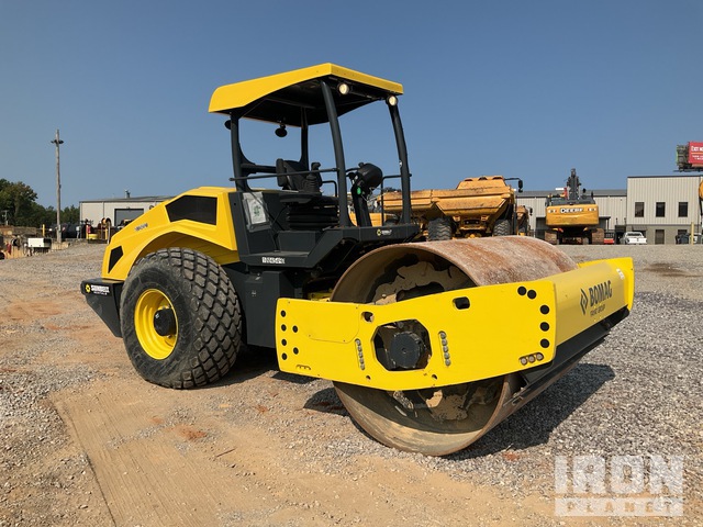 2018 Bomag BW211D-5 Smooth Drum Compactor in Ringgold, Georgia, United ...