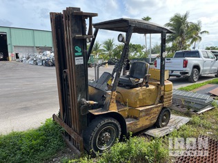 1995 Cat DP25 5500 lb Pneumatic Tire Forklift (Inoperable) in Key West ...
