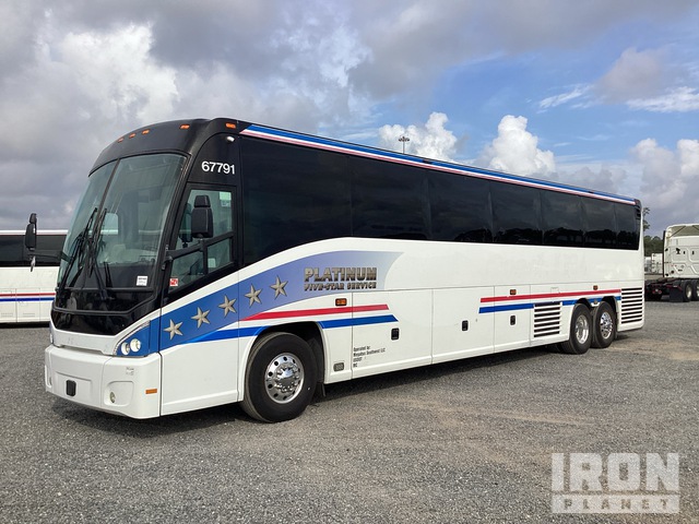 2017 MCI J4500 6x2 56-Seat Coach in Humble, Texas, United States ...