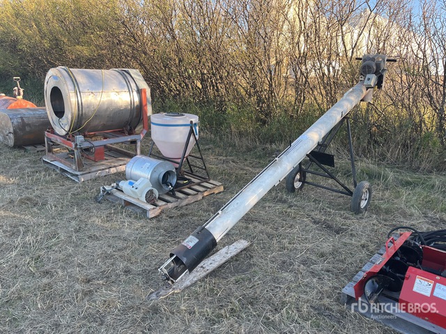 Johnson TX-7 7 in x 12 ft Grain Auger | Ritchie Bros. Auctioneers