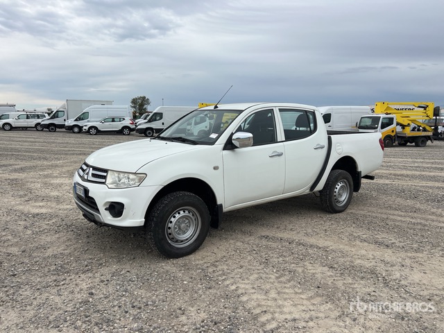 2016 Mitsubishi L200 4x4 Crew Cab Pickup | Ritchie Bros. Auctioneers