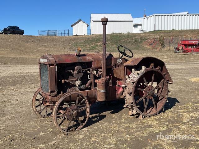 1938 McCormick Deering W30 2WD Wide Front Antique Tractor (Inoperable ...