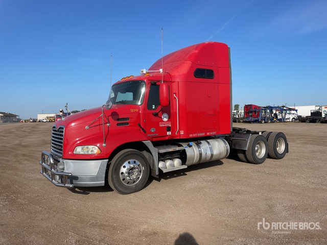 2016 Mack CXU613 6x4 T/A Sleeper Truck Tractor | Ritchie Bros. Auctioneers