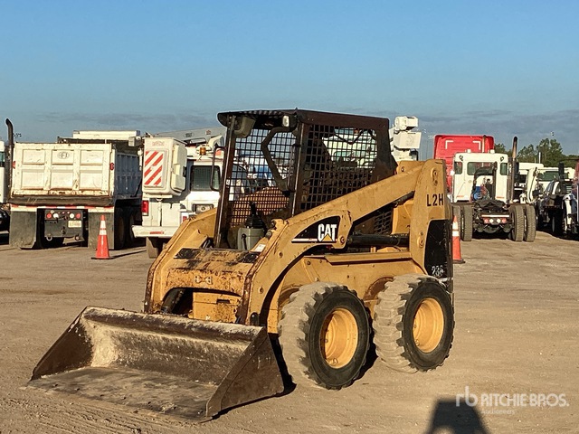 2001 Cat 236 Skid Steer Loader | Ritchie Bros. Auctioneers