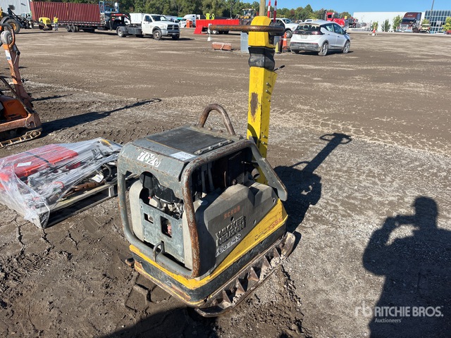 2016 Wacker Neuson DPU 6555He Reversible Vibratory Plate Compactor | Ritchie Bros. Auctioneers