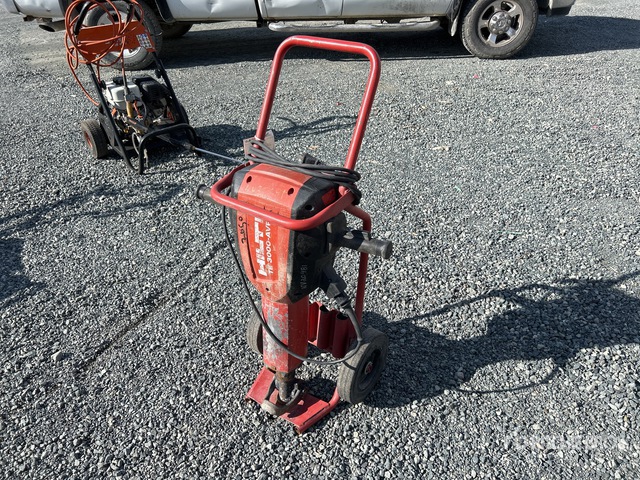 2018 Hilti TE3000 Electric Demolition Breaker | Ritchie Bros. Auctioneers