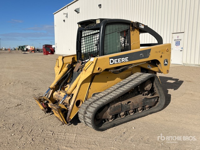 2007 John Deere CT332 Compact Track Loader | Ritchie Bros. Auctioneers