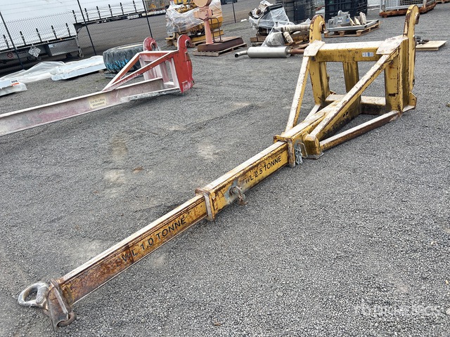 1993 Jaws 5000 kg Q/C Wheel Loader Jib - Fits Cat 938G | Ritchie Bros ...