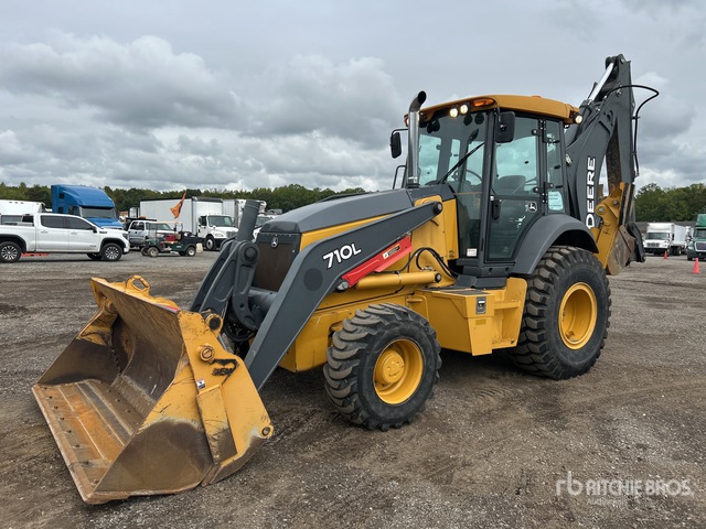 2018 John Deere 710L 4x4 Backhoe Loader | Ritchie Bros. Auctioneers