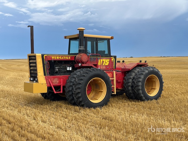 1979 Versatile 875 Articulated Tractor | Ritchie Bros. Auctioneers