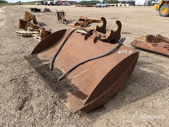 96 in Q/C Excavator Chuck Blade | Ritchie Bros. Auctioneers