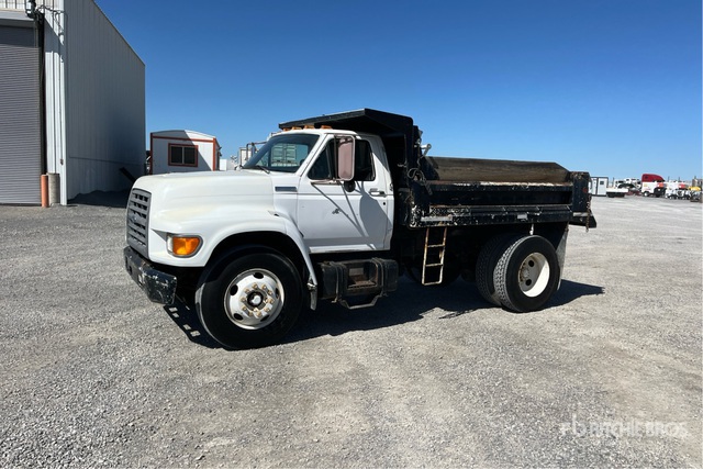 1995 Ford F800 4x2 S/A Dump Truck | Ritchie Bros. Auctioneers