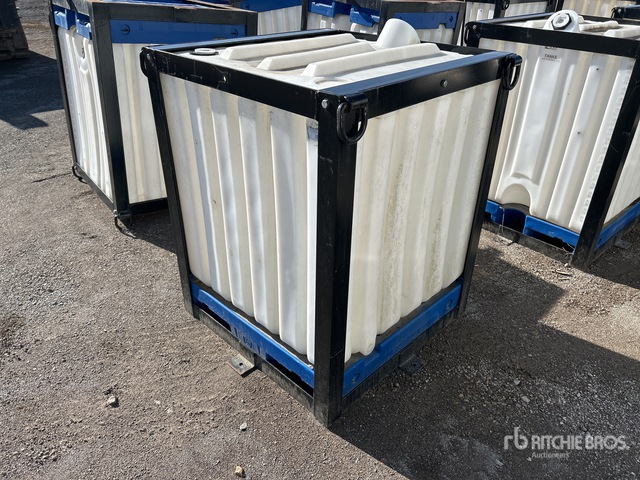 180 gal Skid Mounted DEF Fuel Tank | Ritchie Bros. Auctioneers