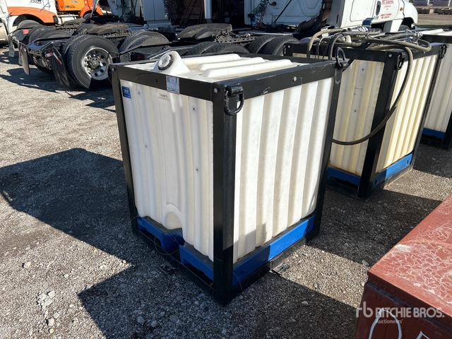 180 gal Skid Mounted DEF Kraftstofftank | Ritchie Bros. Auctioneers