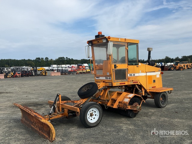 2005 Rosco RB48 Self-Propelled Broom (Inoperable) | Ritchie Bros ...