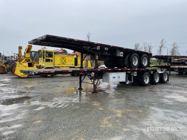 2010 Load King 32 ft Tri/A B-Train Lead Flatbed Trailer | Ritchie Bros ...