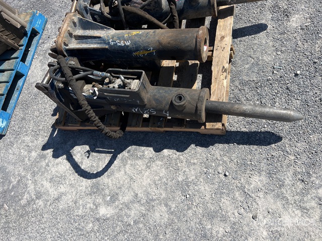 Arrowhead Rockdrill E680 5 ft Skid Steer Breaker - Fits Arrowhead ...