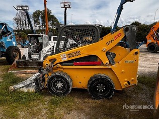 Wacker Neuson SW28 Skid Steer Loader, Tampa, Florida, Estados Unidos ...