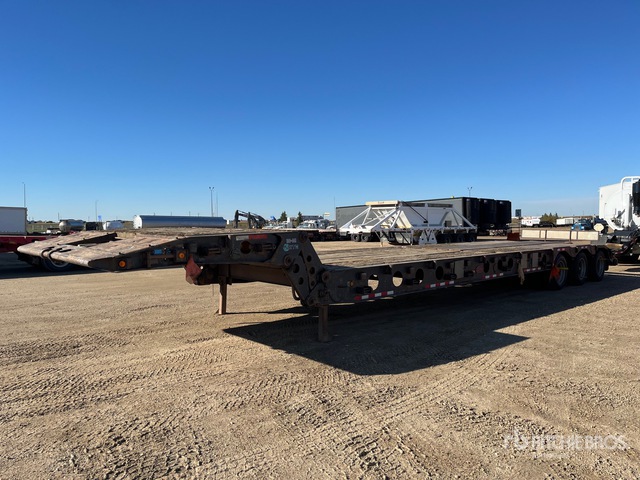 2012 Gerrys 40 ton 52 ft Tri/A Folding Neck Trailer | Ritchie Bros ...
